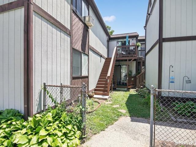 217 Union Ave Apt C3, West Haven, CT 06516
