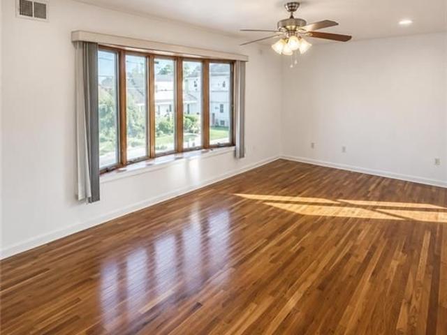 217 Van Buren Street, Lyndhurst, US, NJ