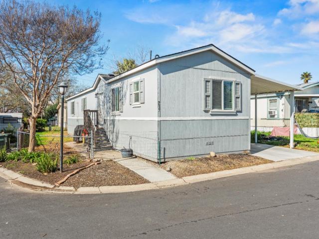 217 Village Cir, Unit 217, Sacramento, CA 95838 | MLS #226020