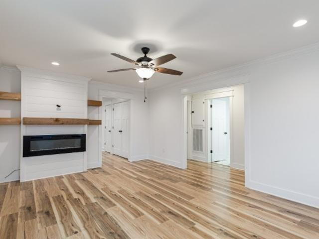 217B Clinch Dr