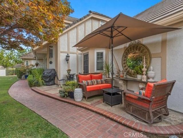 2184 Eiffel Cir, Upland, CA 91784