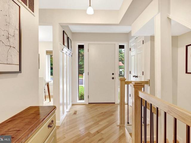 2184 Glencourse Lane