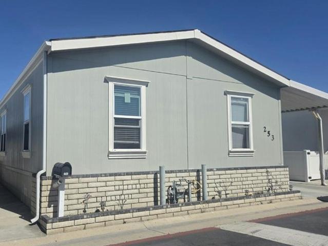 21851 Newland St Spc 253, Huntington Beach, CA 92646