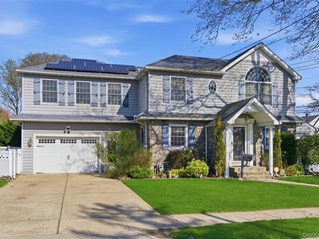2185 Howard Pl, Bellmore, NY 11710