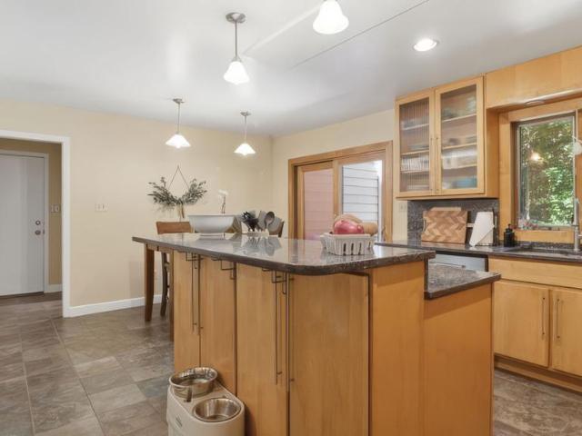 2185 Sams Creek Road