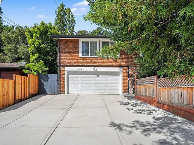 2185 Trafalgar Pl, Oakland, CA 94611