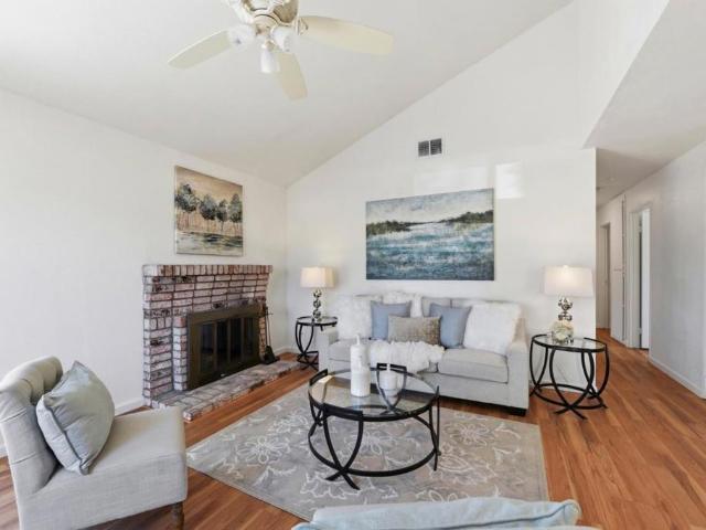 2186 Bikini Avenue