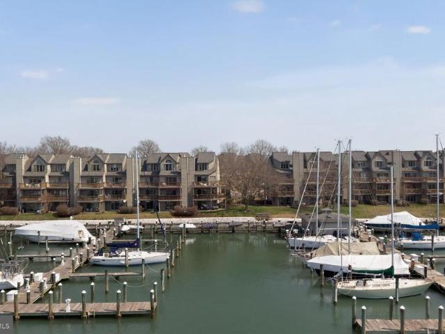 2186 Chesapeake Harbour Drive E