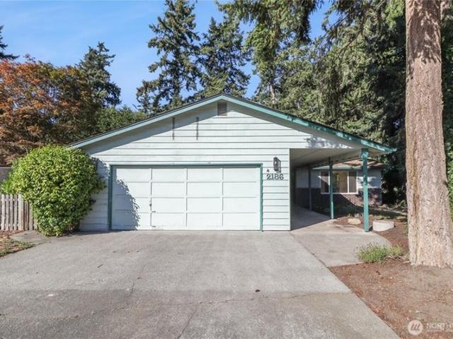 2186 Crosswoods Cir, Oak Harbor, WA 98277