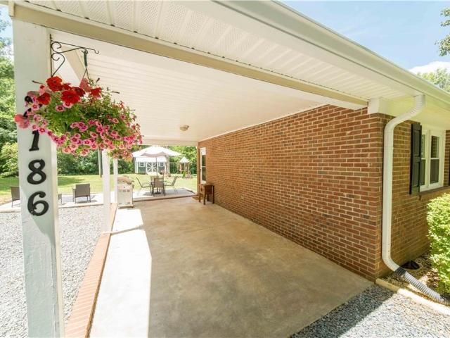 2186 Vienna Dozier Road