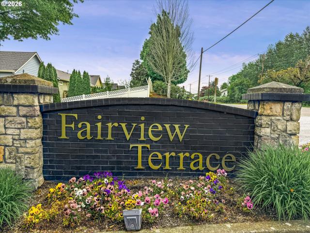21872 ne heartwood cir