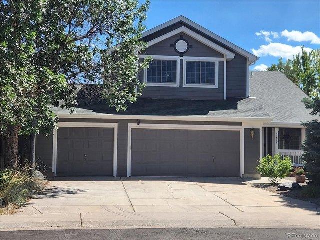 21878 E Powers Dr, Aurora, CO 80015