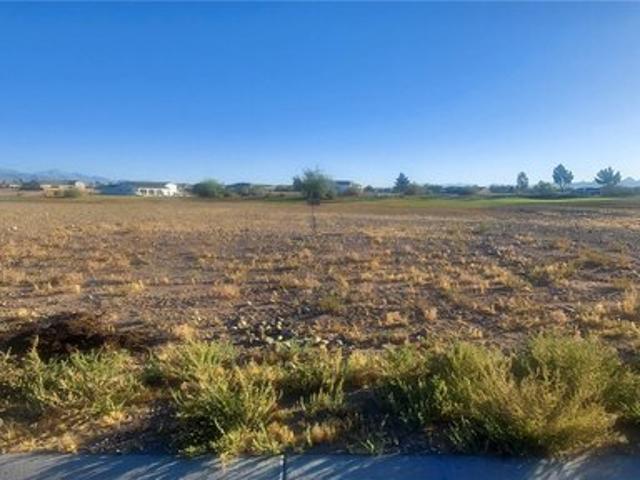 2187 E Calle Salamanca, Fort Mohave, AZ 86426
