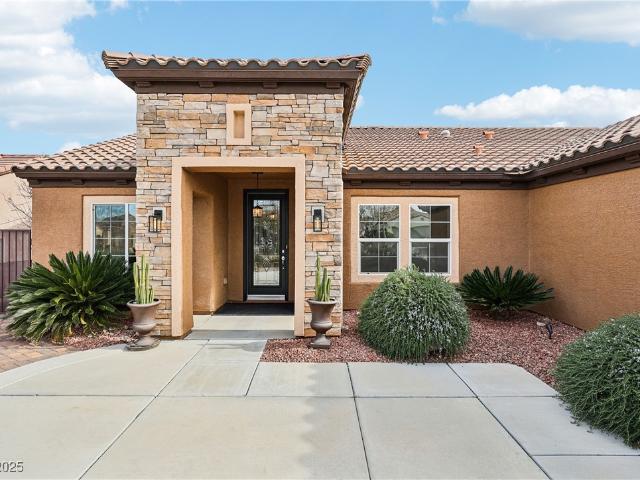 2188 Bannerwood St, Henderson, NV 89044 | MLS #2769 | Compass