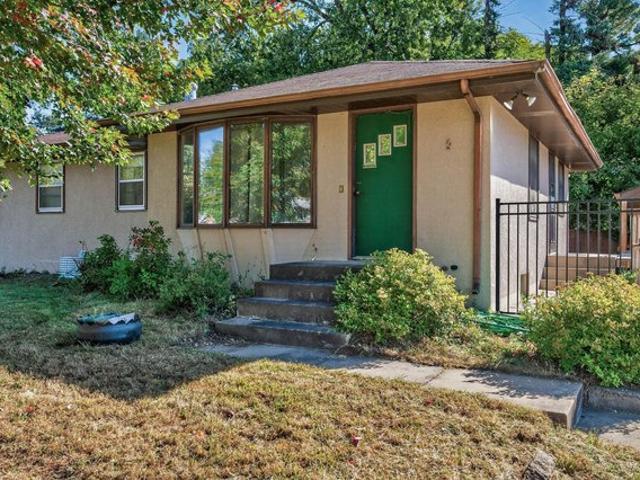 2189 Long Lake Rd, New Brighton, MN 55112