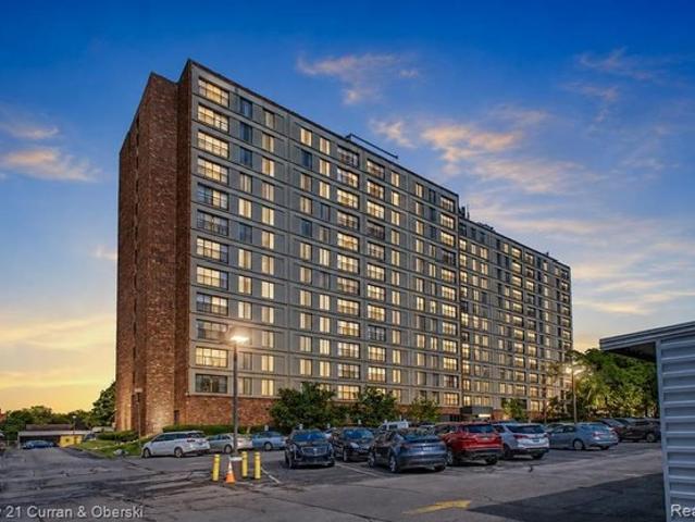 21800 Morley Ave Apt 815, Dearborn, MI 48124