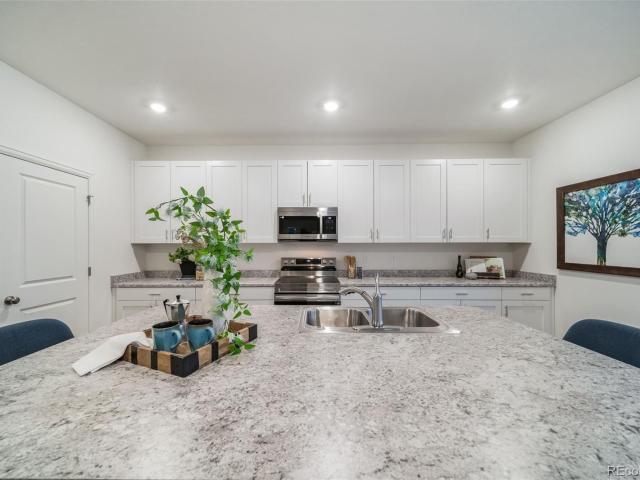 21802 E 46th Place