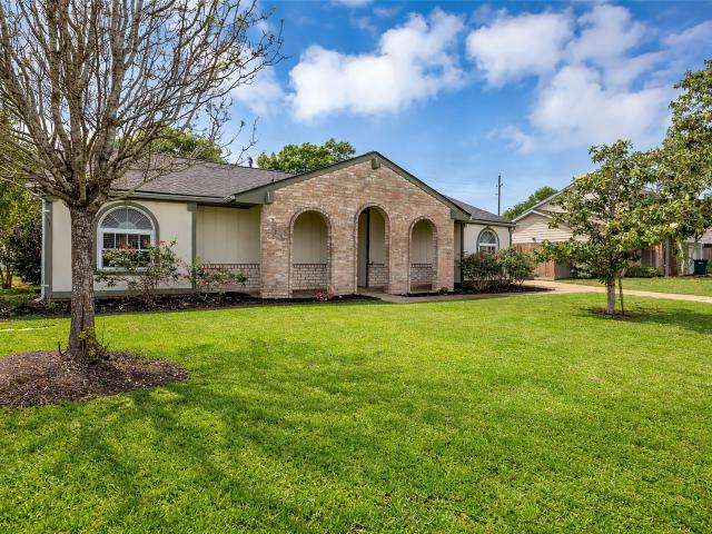 21807 Meadowhill Dr, Spring, TX 77388 | MLS #28050