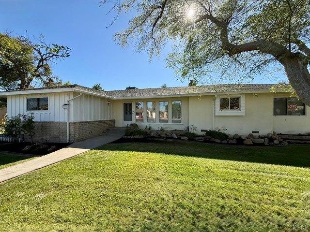 2180 N Douty St, Hanford, CA 93230