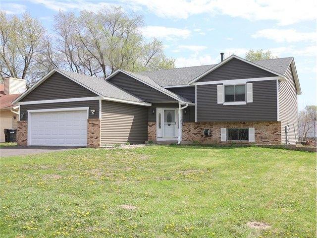 2180 N English St, Maplewood, MN 55109