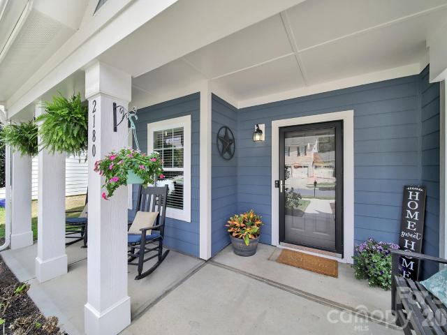 2180 Bluebell Way