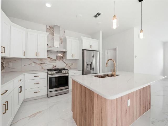 2180 Cogan Dr, Palm Bay, FL 32909 | MLS #OM721024 | Compass