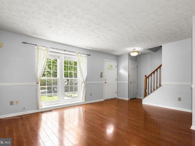 2180 Commissary Circle
