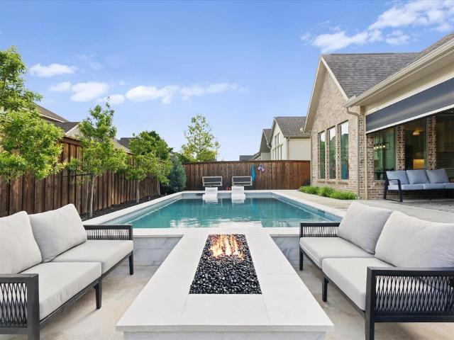 2180 Ivywood Lane