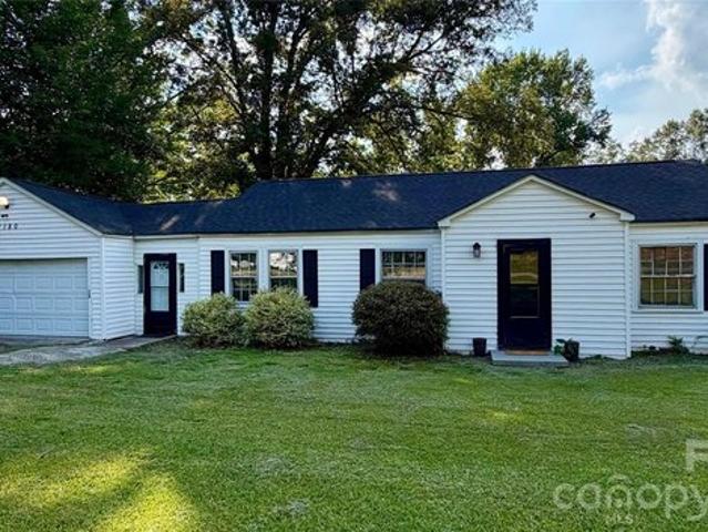 2180 Lynwood Dr, Lancaster, SC 29720