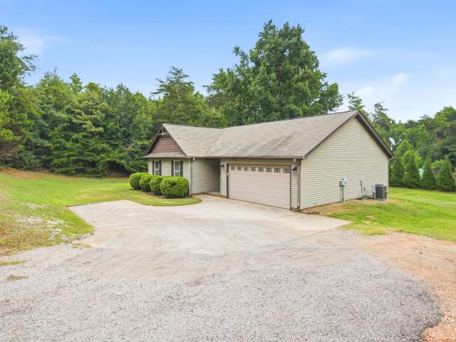 2180 Tigerville Road