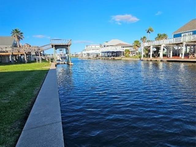 21811 Matagorda, Galveston, TX 77554