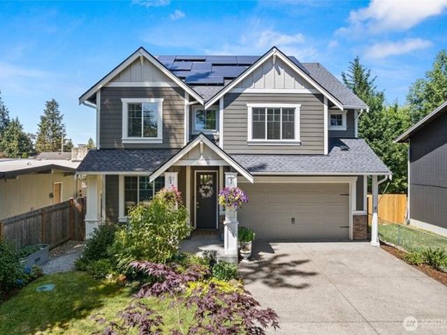 21812 SE 270th St, Maple Valley, WA 98038