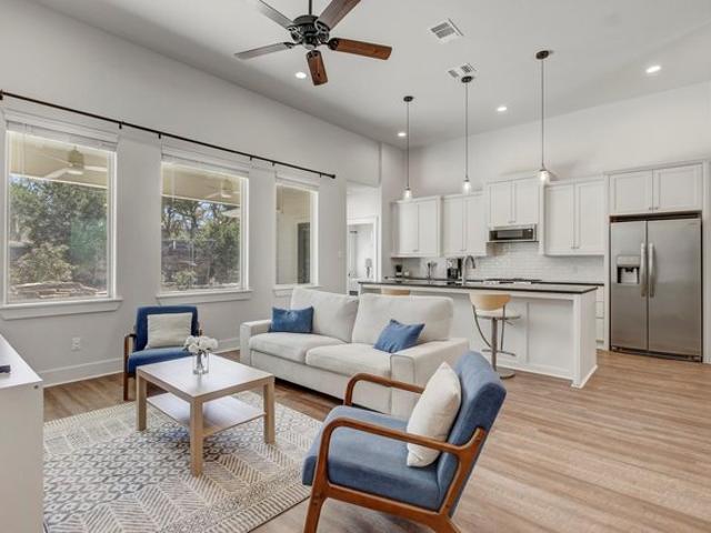 21814 Bluejay Blvd, Lago Vista, TX 78645
