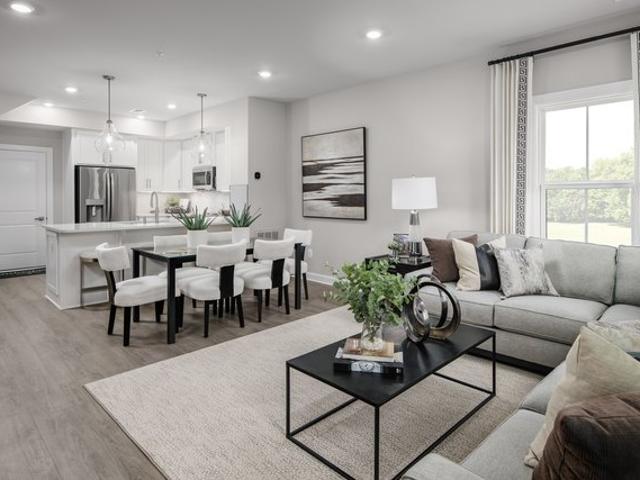 21819 Express Ter, Ashburn, VA 20147