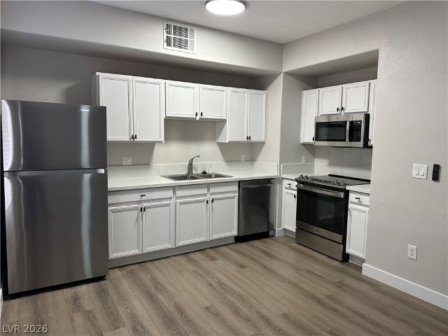 2181 Hussium Hills Street 108