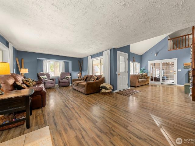 21823 Colt Road