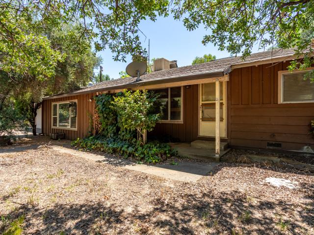 21821 Vista Oaks Drive