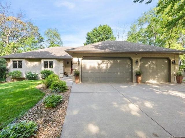 21824 Quincy St NE, Cedar, MN 55011