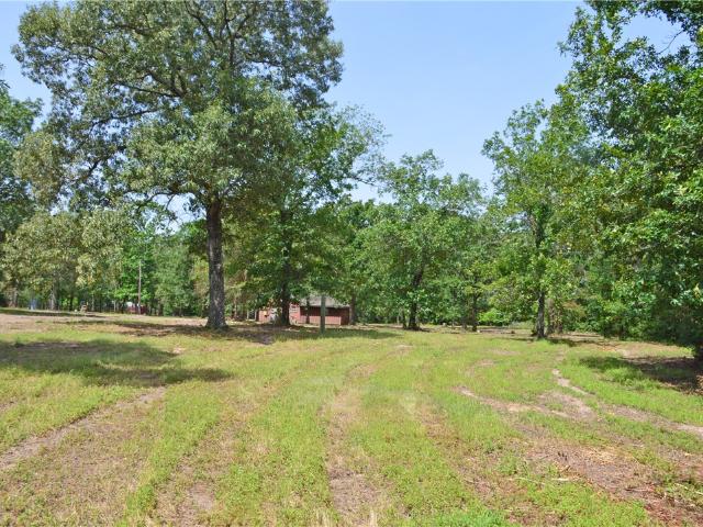 2182 Apache Dr