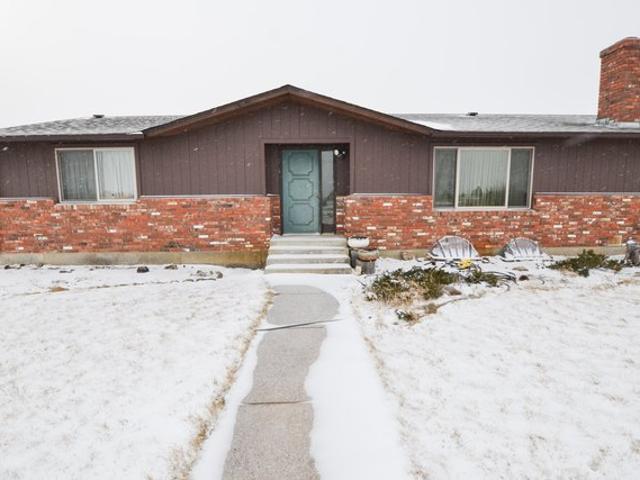 2182 Castle Butte Rd, Lewistown, MT 59457