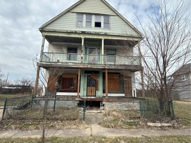 2182 E 68th St, Cleveland, OH 44103