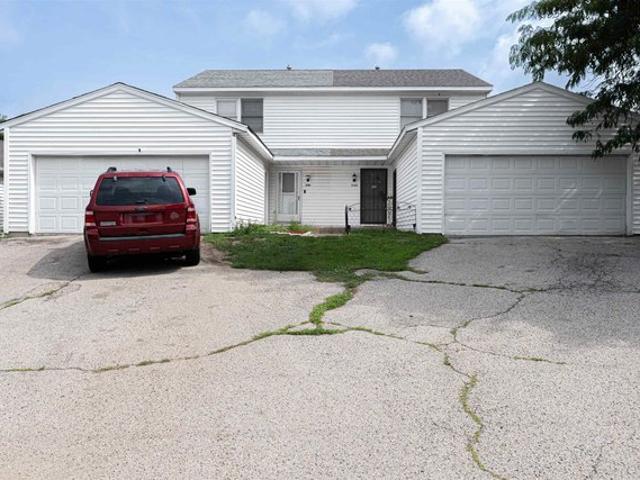 2182 Reed Ave, Rockford, IL 61109