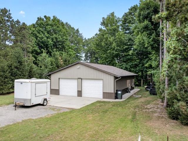 2183 N White Birch Dr, Mears, MI 49436