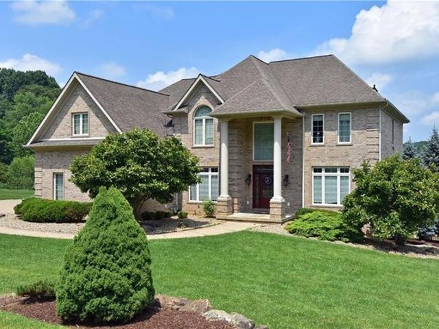 2183 Grandeur Dr, Gibsonia, PA 15044