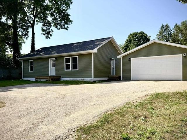 2183 Howard St, Central Lake, MI 49622