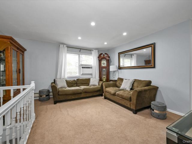 218 1 th Avenue 12 03 2