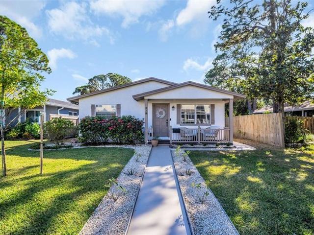 218 49th Ave N, Saint Petersburg, FL 33703