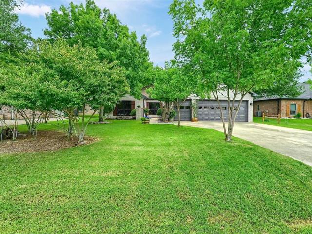 218 Cayuga Trail