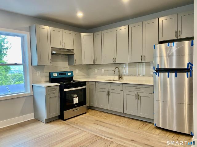 218 Charles St, Waterbury, CT 06708 | MLS #24122