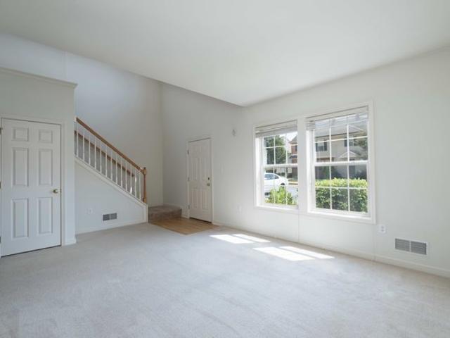 218 Clapton Ct, Mountville, PA 17554